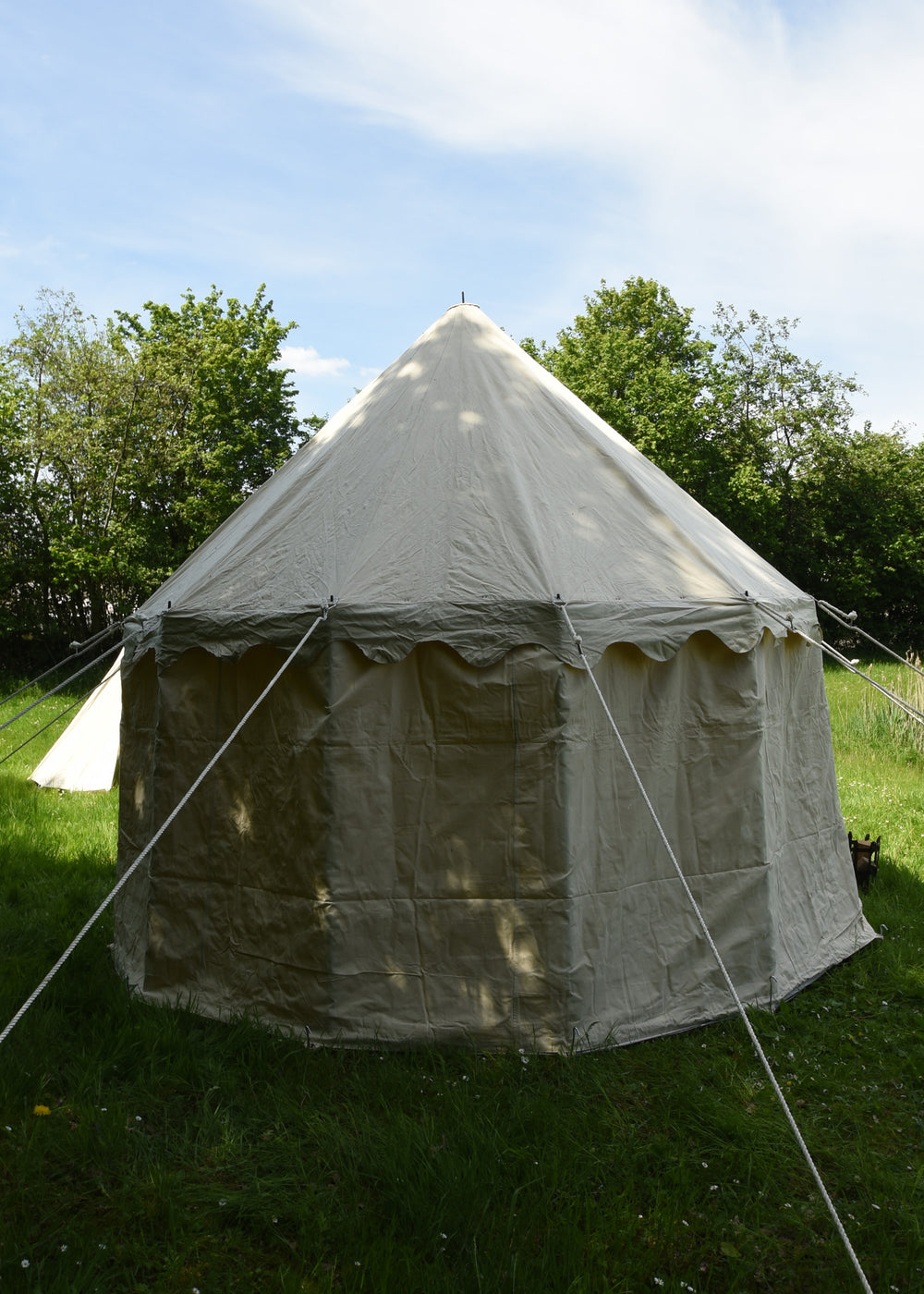 Medieval Round Tent, 4m Diameter, 425g/m²
