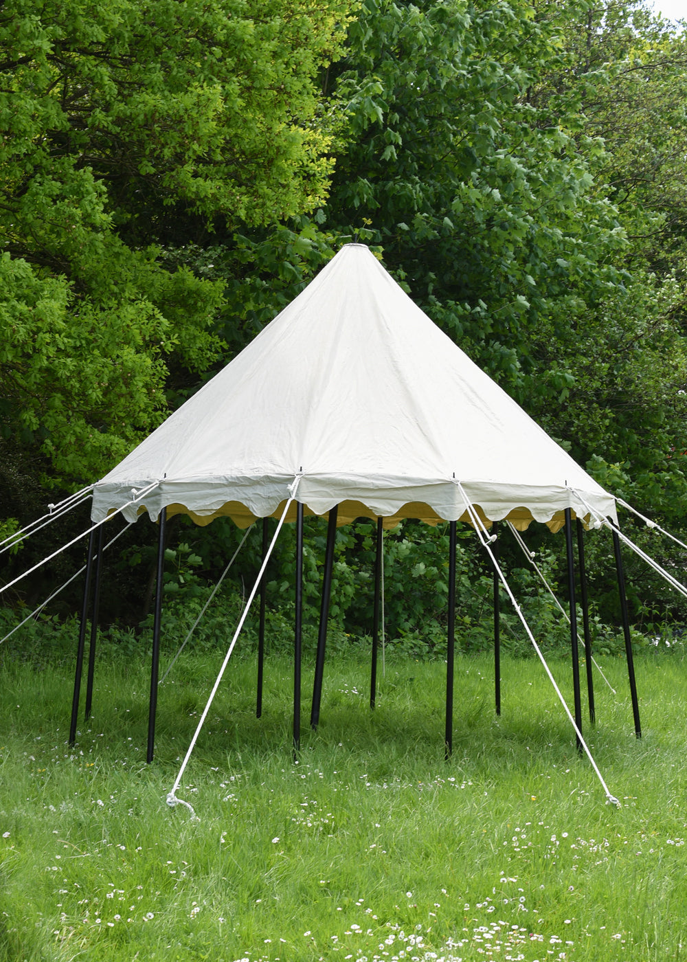 Medieval Round Tent, 4m Diameter, 425g/m²